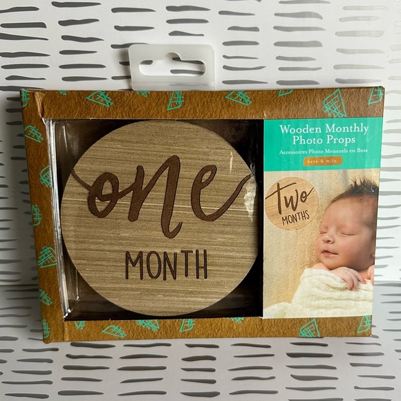 Kate & Milo | Accessories | Kate Milo Baby Wooden Milestone Photo Props ...